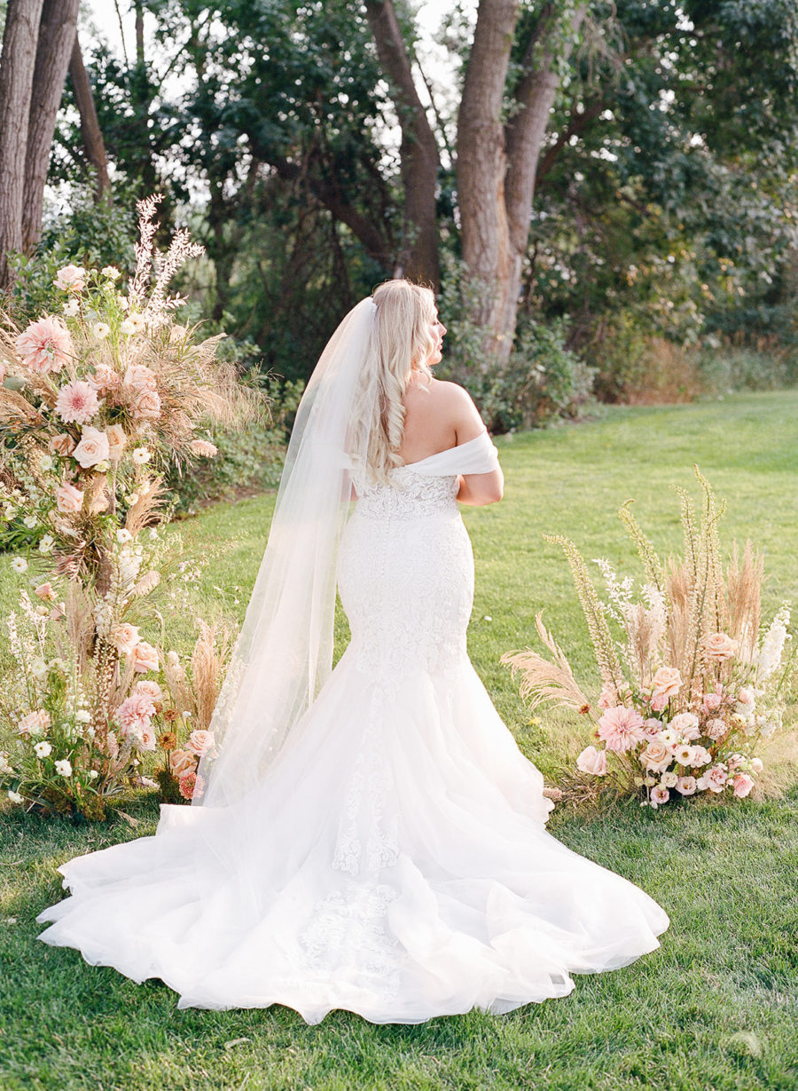 Elle & Ron | Boulder Flower Farm - Destination Wedding Photographer ...